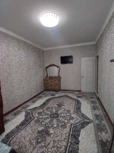 Продается 1/2/4\ 30м2 \ Кв Рядом спорт товар до Метро (Новза ) 5 мин