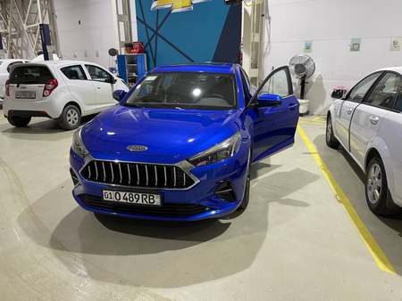СРОЧНО продается Автомобиль Jac J7