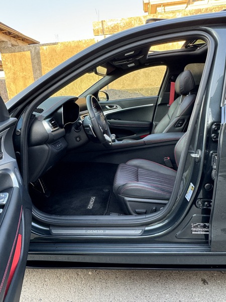 В Продаже Genesis G70