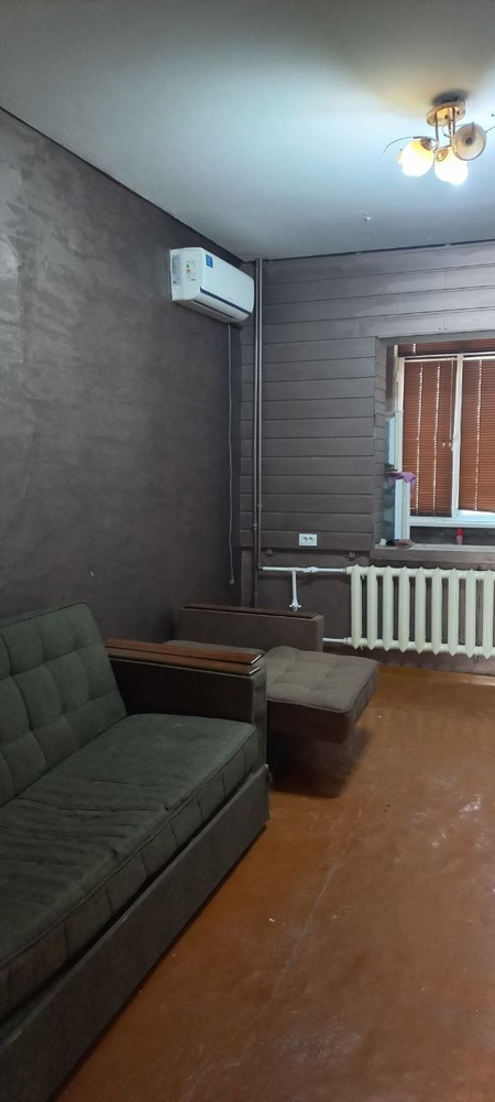 Срочно продаётся квартира ТТЗ.1 2/3/4 балкон.1.5×6