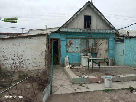 Продаётся дача в городе навои