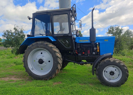 2014 yil MTZ-82.1 traktorini sotish