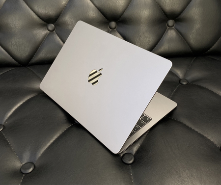 Apple MacBook Air M2 8/256GB 2022 года в идеальном состоянии