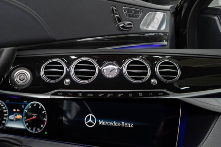Продаётся Мерседес Бенс Лонг S450 W222 4 matic