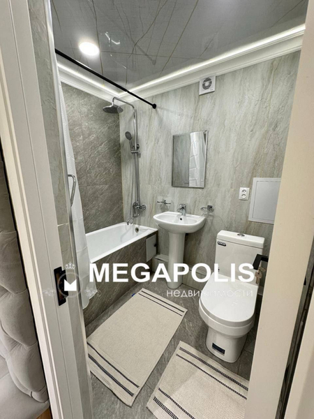 Мукими 2в3/2/4 Хамза Метро Балкон 2/6