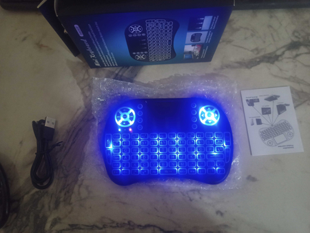 Mini Klaviatura keyboard i8 Беспроводная мини клавиатура