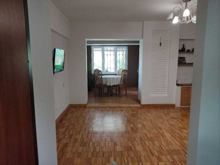 (К124005) Продается 2-х комнатная квартира в Шайхантахурском районе.