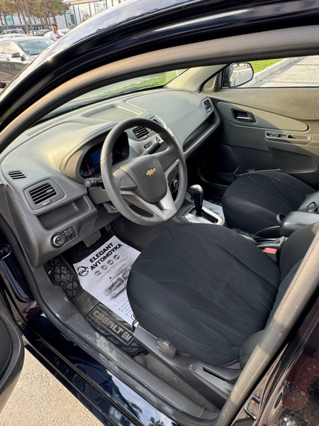 Chevrolet Cobalt 2023 darkmoon blue