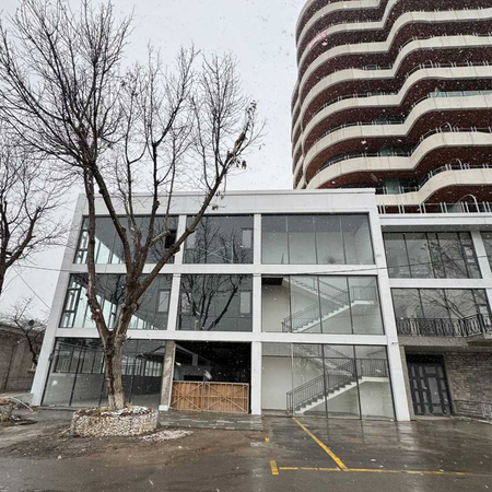 Здание в аренду 1500м2