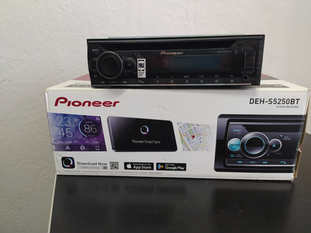 Pioneer 5250 sotiladi