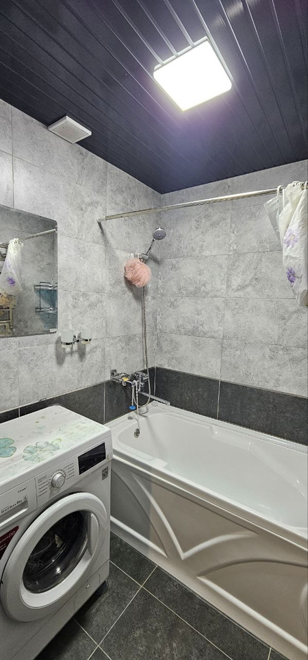 Срочна продаётся квартира чилонзар 11кв 2*3ком. Арентир шер кафе
