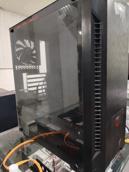 Aorus original keys yaxshi xolatda