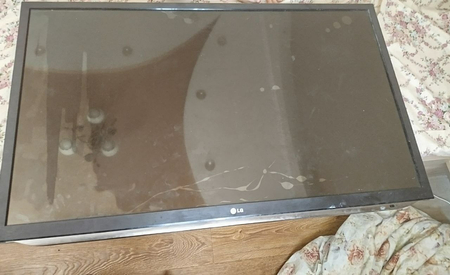 Телевизор LG 42 диагональ