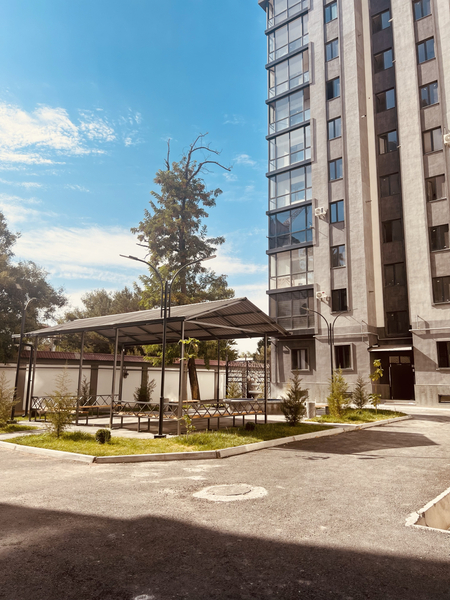 Baku residence da uy sotiladi 61 kvm