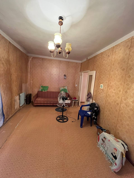 Кредитга Берилади Сергели-7  1/5/5  Балкон 2*6 Срочна Сотилади.