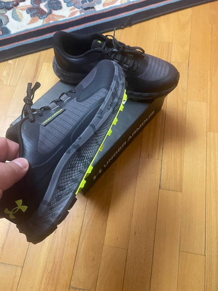 Мужские кроссовки Under Armour с Германии