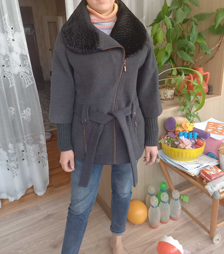 Продается женская куртка