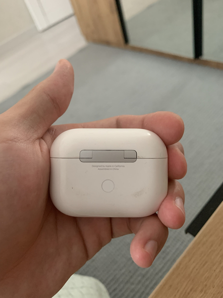 Airpods pro 1 поколение