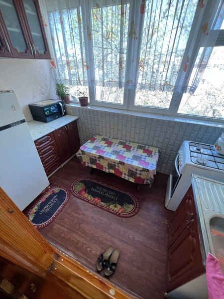 Срочно продаётся 3х комнотная квартира. Партстзд.