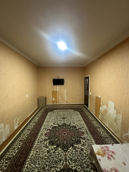 Ibn sino 1 2/1/5 uy sotiladi