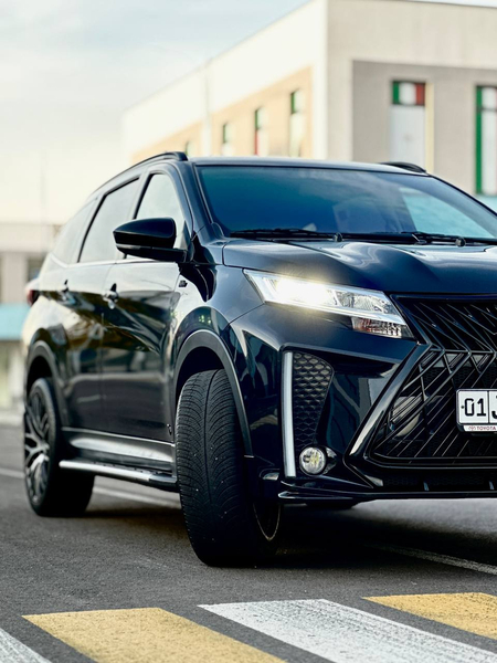 TOYOTA RUSH VVT-I 1.5L Avtomat Full 2020 yil Bank orqali 1 kunda