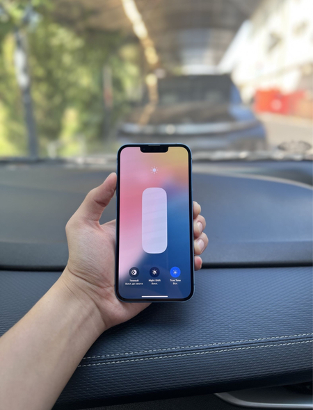 iPhone 13 256gb ideal srochni kar dok