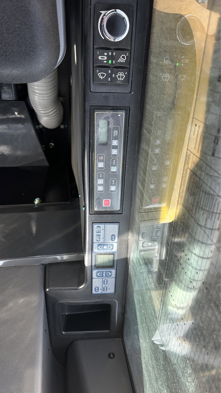Экскаватор Shantui SE220