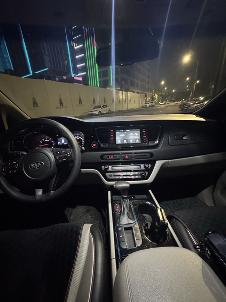 Kia carnival 2020 yil 27200 y.e