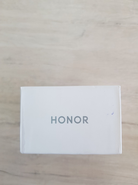 Продаётся телефон Honor x8b