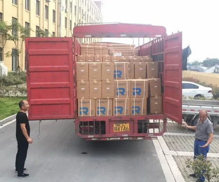 Rosew аверлок S41-4 yengi upakovkada bahosi 290$