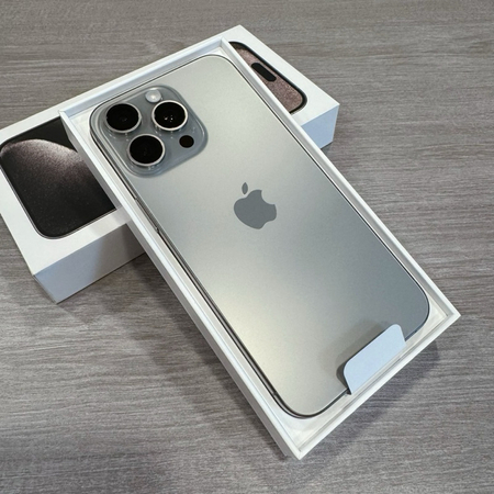 15 Pro Max (Dubai)
