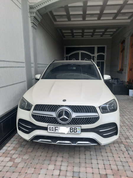 Mercedes-Benz GLE450