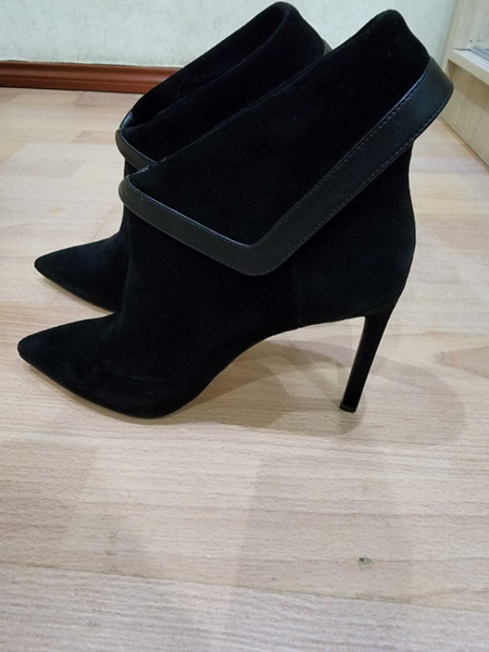 Замшевые сапожки Ninewest