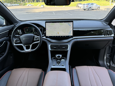 BYD Song Plus DM-i AWD 2023 год