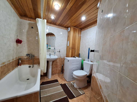 Продается уютная квартира 2/2/4 Мирзо Улугбек 1872 USD м² (J2789)