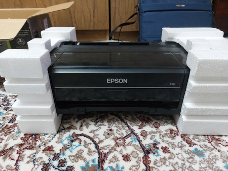 Принтер цветной Epson б/у