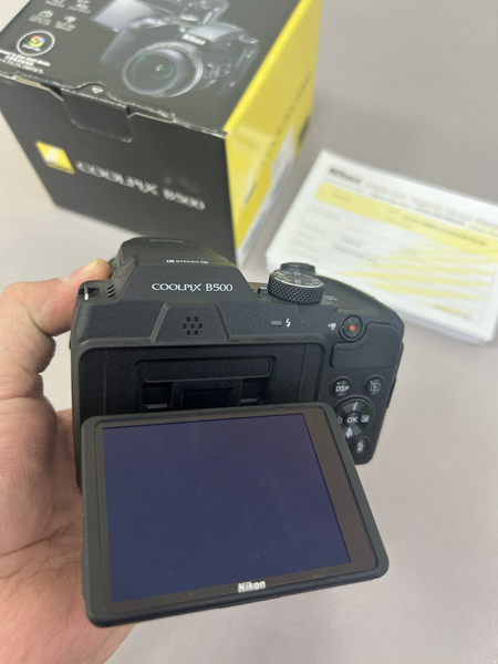 Nikon coolpix B500 ultra zoom