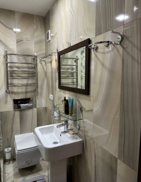 Продается 4х ком. квартира, ор-р: м.Космонавтов, 130м2