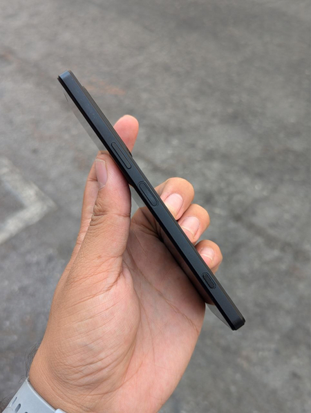 Sony Xperia 1 IV (Mark 4 12/256 камерафон сим+есим)