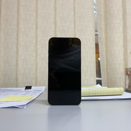 iPhone 13 Pro с гарантией