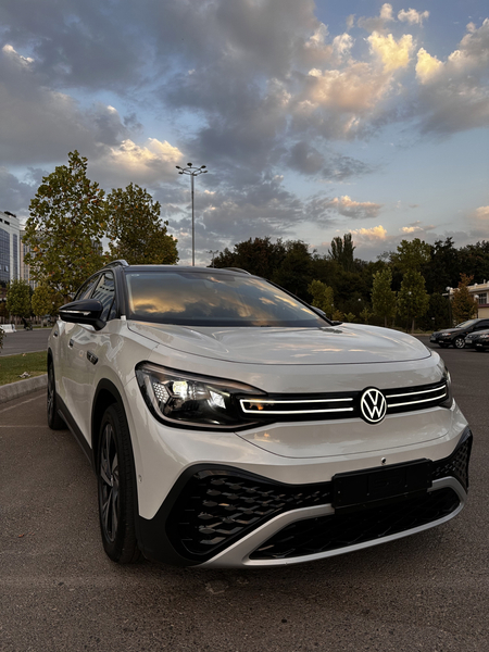 Volkswagen ID 6 CROZZ PRO