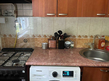 СРОЧНО !! Продается квартира в Яшнабаде 2/2/5 ( 54 кв/м ) Авиасозлар 2