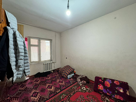 2 х КОМ 77 серия кирпич СЕРГЕЛИ 3/5 балкон 2 на 6 площадь 60м2  ИНДЕКС