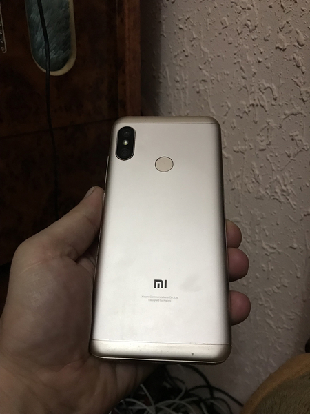 Redmi 8  64 giga .