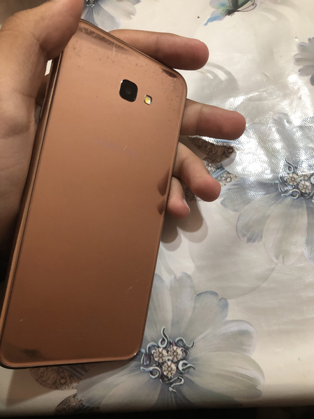 Продается Galaxy J4+