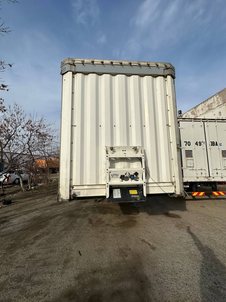 IVECO STRALIS + KRONE прицеп cотилади
