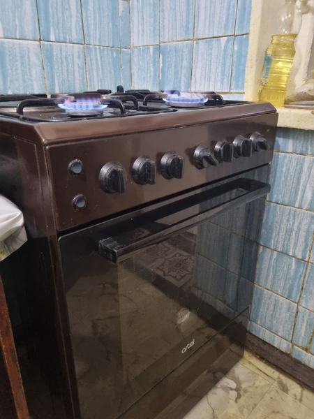 Продаётся газплита Artel. .