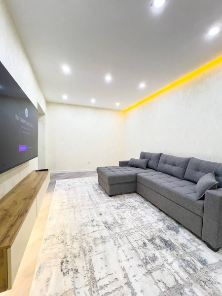 Максим Горький , 1/2/4 , кирпич , 2*6 балкон , 85 000 у.е