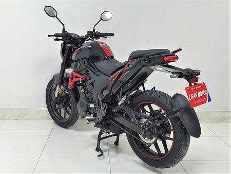 Мотоцикл LIFAN SR200 в Мотосалоне BIKELAND