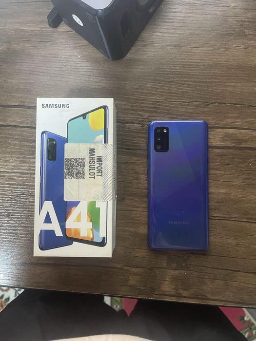 Продается Samsung Galaxy A41 64 gb